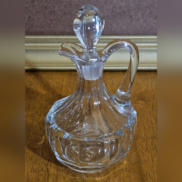 Accents | Elegant Clear Glass Decanter With Stopper | Poshmark